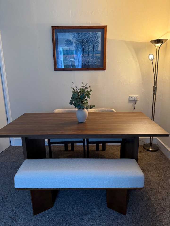 Charming Apartment In Peaceful Basingstoke Setting - Chineham