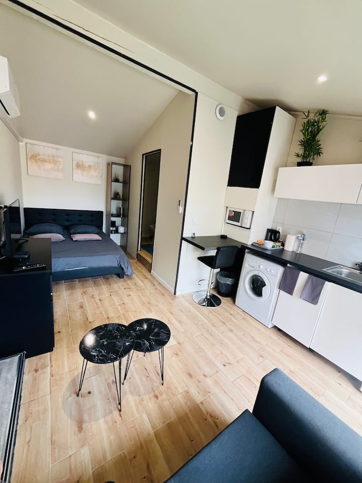 Studio Aménagé Dans Un Garage Proche Toulouse - Aucamville
