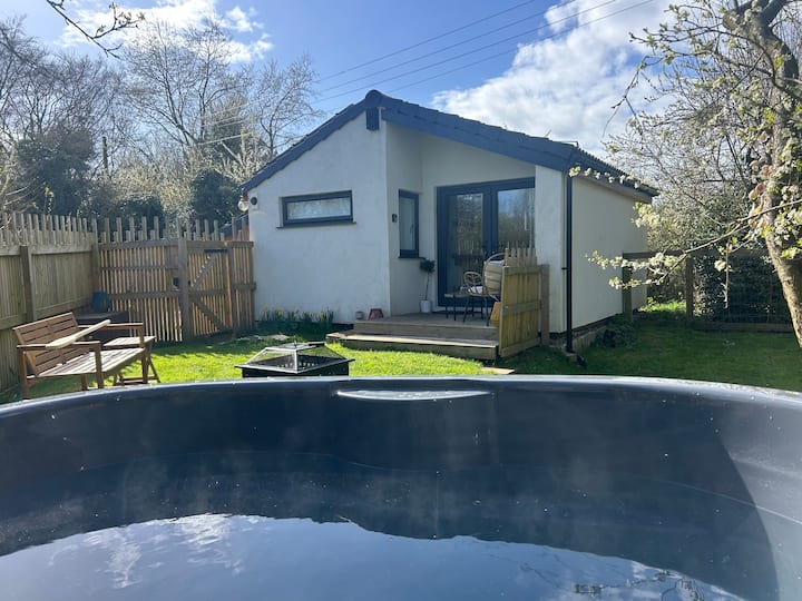 Bensley Hide-away: Small With Style - Norfolk