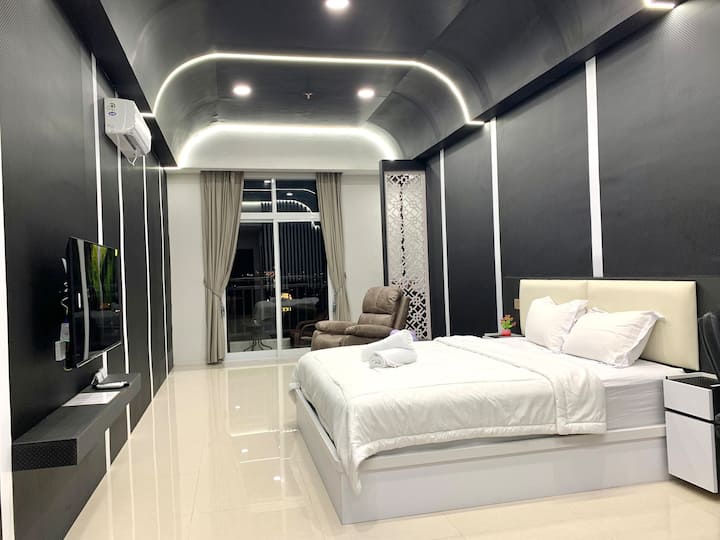 Wiwi Formosa Residence-modern-king Bed-balcony - Batam