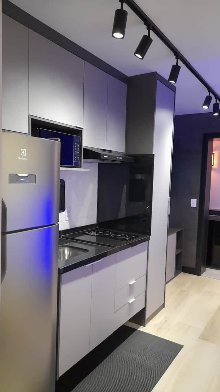 Apto/sp Impecável C/piscina, Academia No  Metrô Zn - Jardim