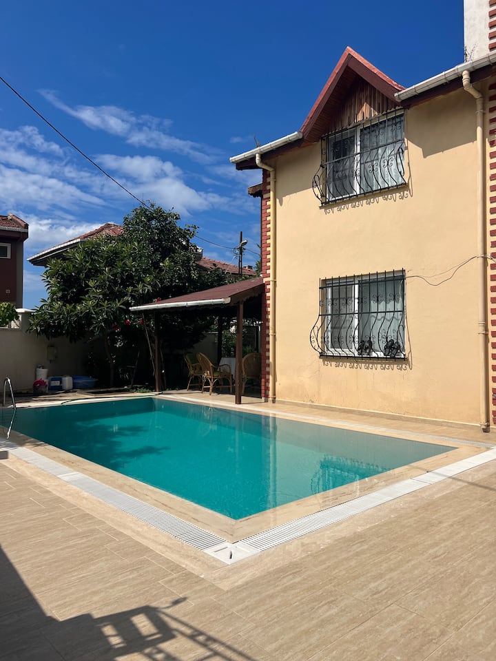 ŞIlede Havuzlu Müstakil Villa - Şile