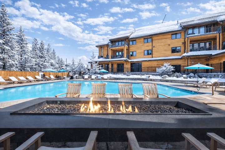 Gondola @Heavenly, 6 Beds, Pool+hot Tub, Game Room - South Lake Tahoe, CA
