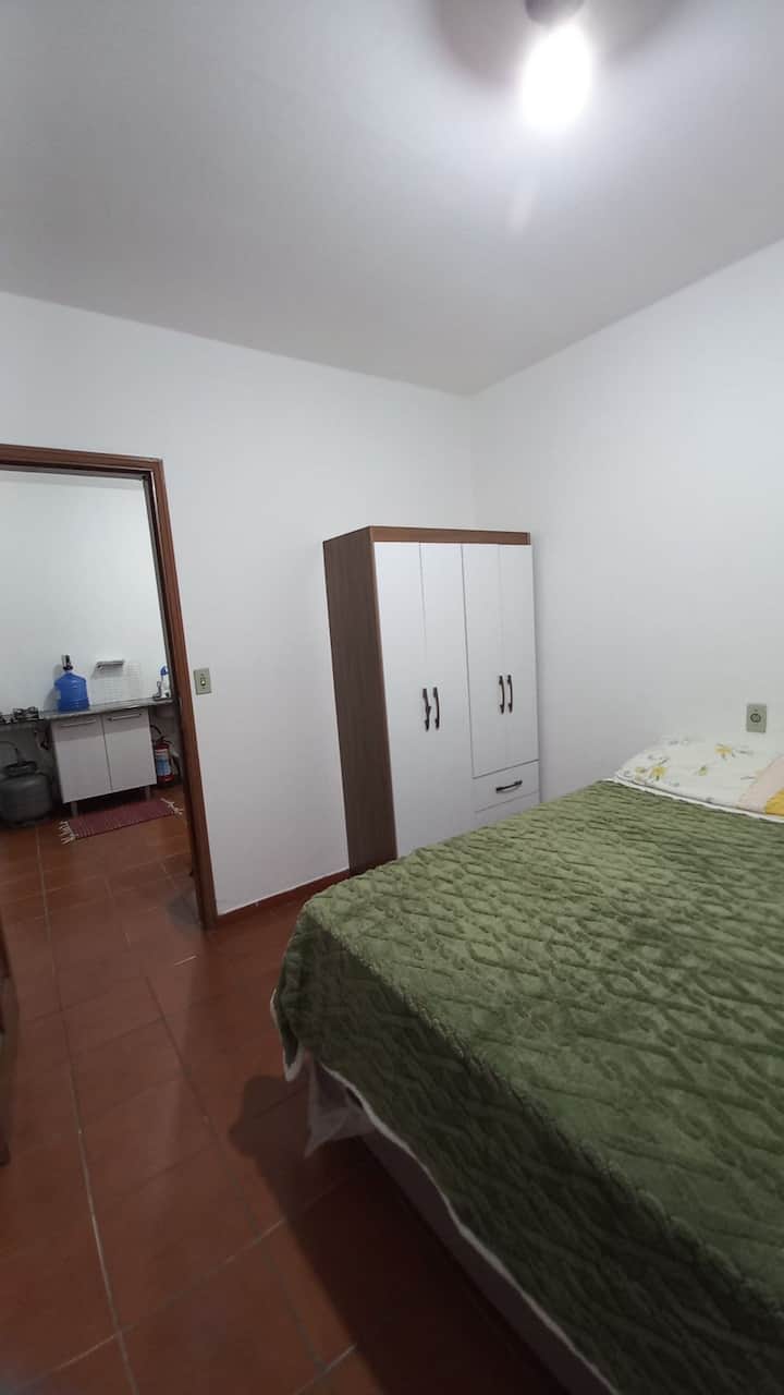 Edícula Perto Hospital Sobam. - Jundiaí