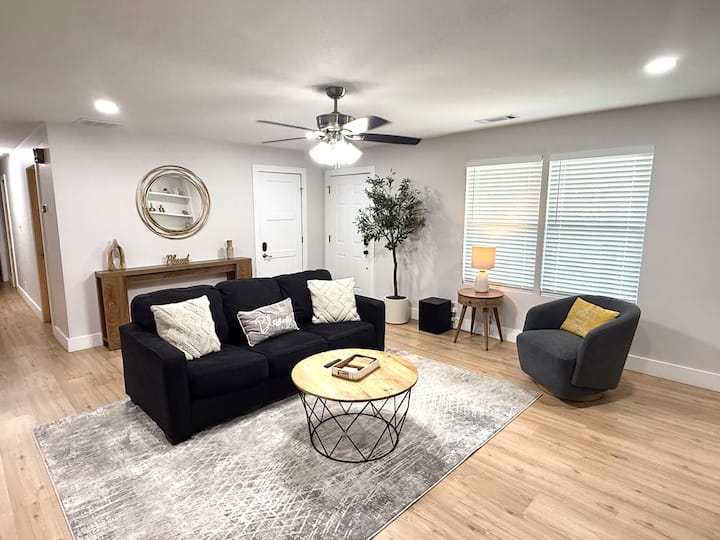 White House - Auburn, GA