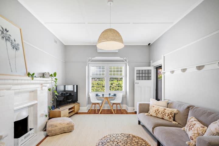 Villa 2 @ The Oslo On Broadway - Glenelg