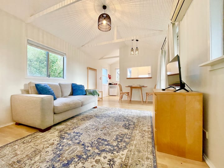 Norman Lindsay Cottage - Springwood