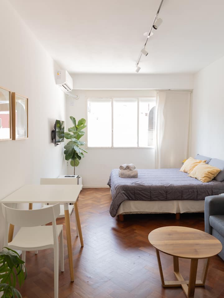 En El Corazón De San Telmo - Avellaneda