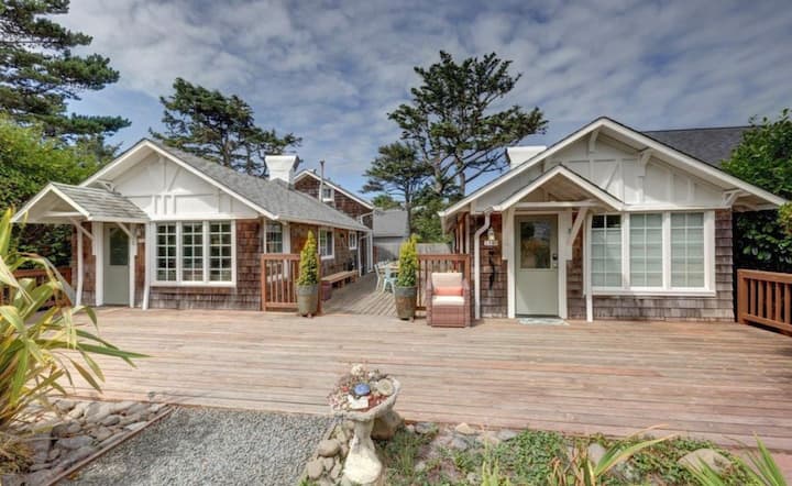 Seaside Bliss Beach Cottage - Unit 1350 - Seaside, OR