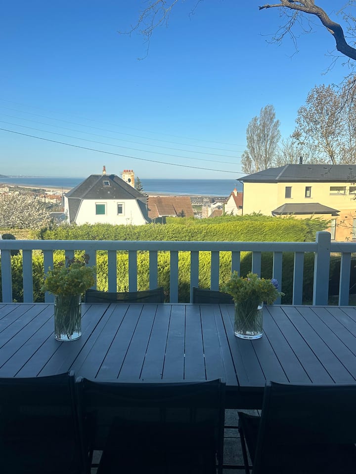 Rare! Centre Trouville, 5 Ch. Jardin & Vue Mer - 도빌