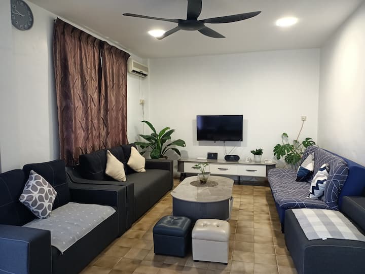 Summer Homestay@civic Centre - Sibu