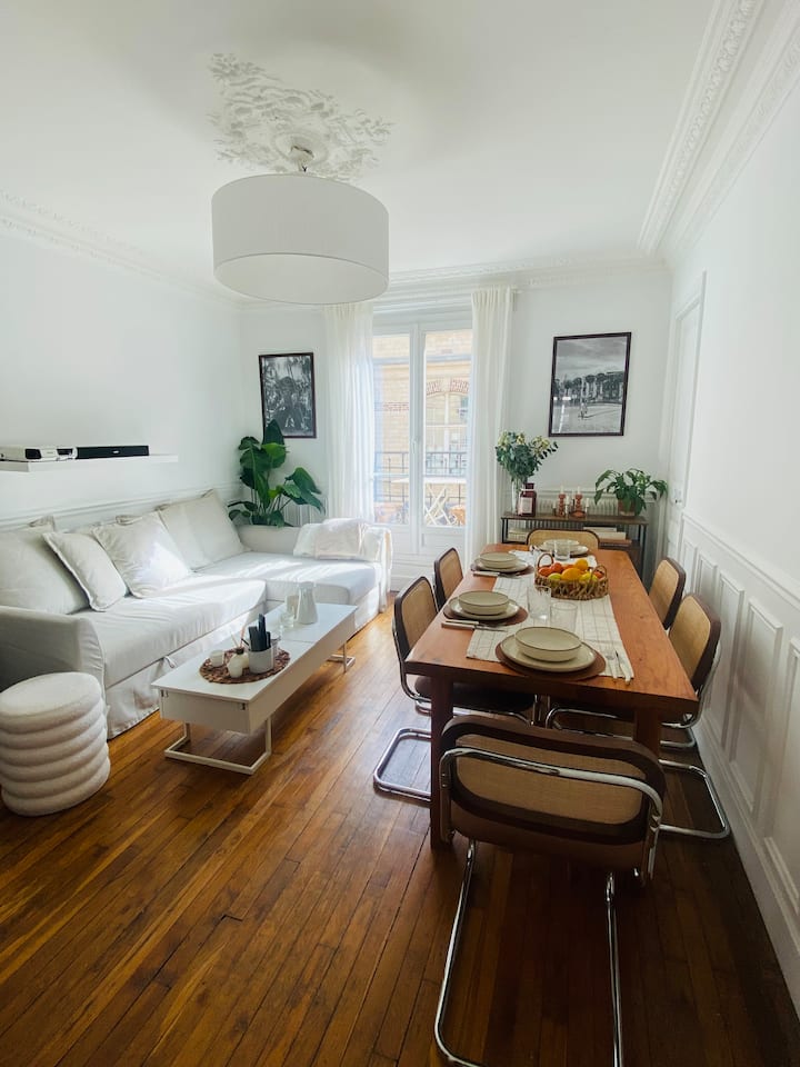 Appartement Parisien Haussmanien - Paris
