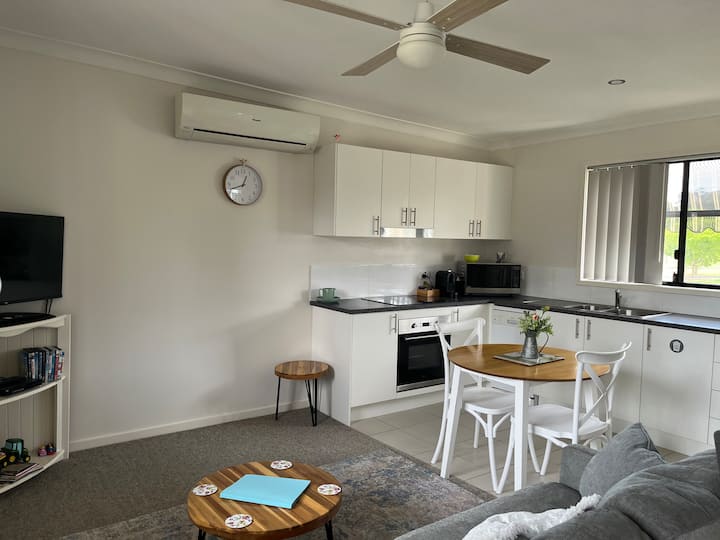 Fairy Cottage - Branxton