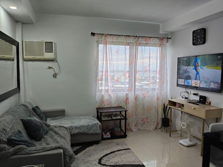 City Hub Gem Staycation - Cebu