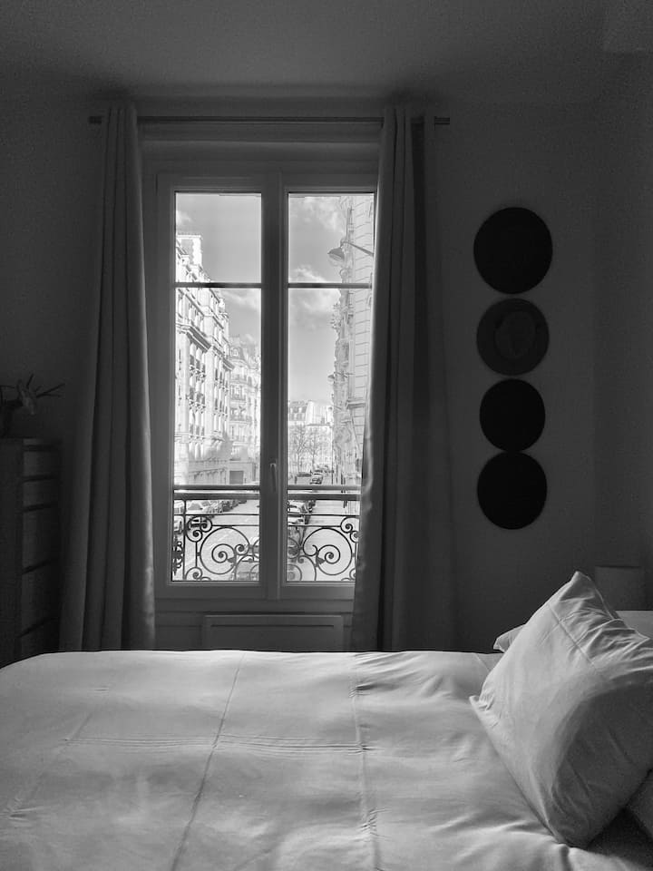 Petit Appartement Parisien. - Paris 7e Arrondissement