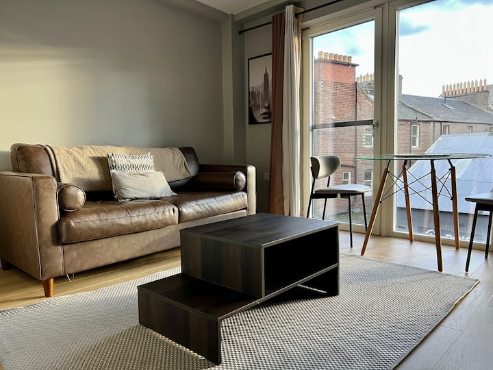 Cosy Modern Flat Near City Centre - Édimbourg