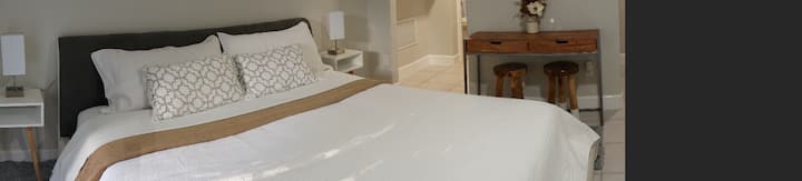Encanto, Master Bed-bath / Independent Entrance - Orlando, FL
