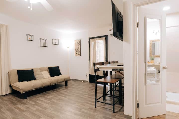 The Cozy Duplex Suite (2nd Floor) Near Casino/park - Chula Vista, TX