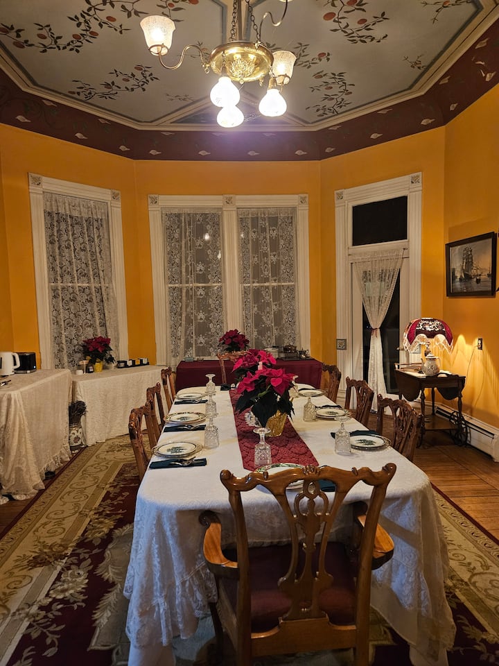 Starrett House-the Starrett Suite #1 - Port Townsend, WA