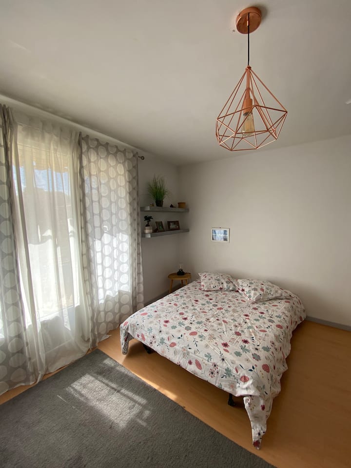 Coquette Chambre Avec Terrasse - Manosque
