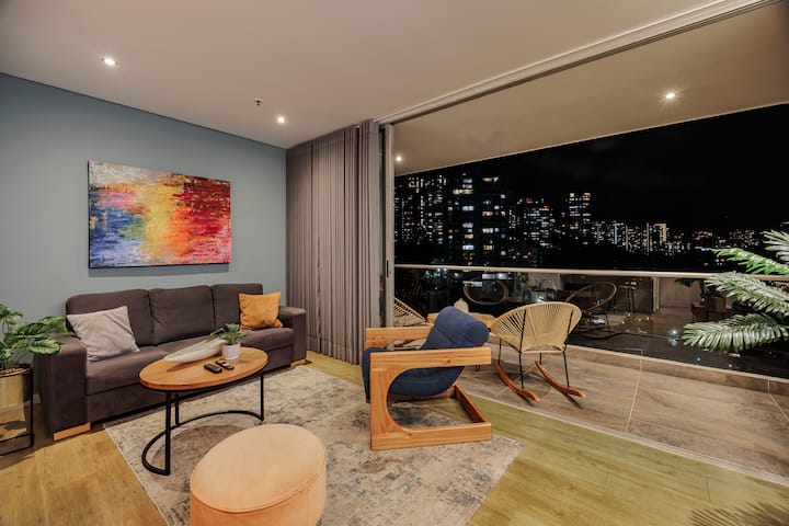 23rd Fl Luxury In Poblado | Views & Pool Access - Medellín, Colombia