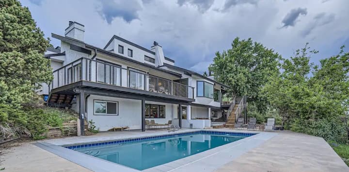 Spacious Luxury Home Close To Downtown. - Boulder, CO