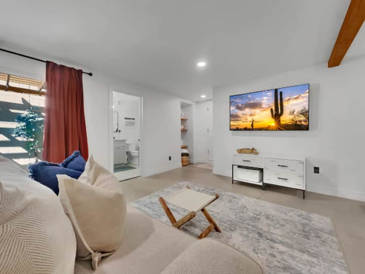 The Zen Den Studio 1
Pool-gym - Mesa