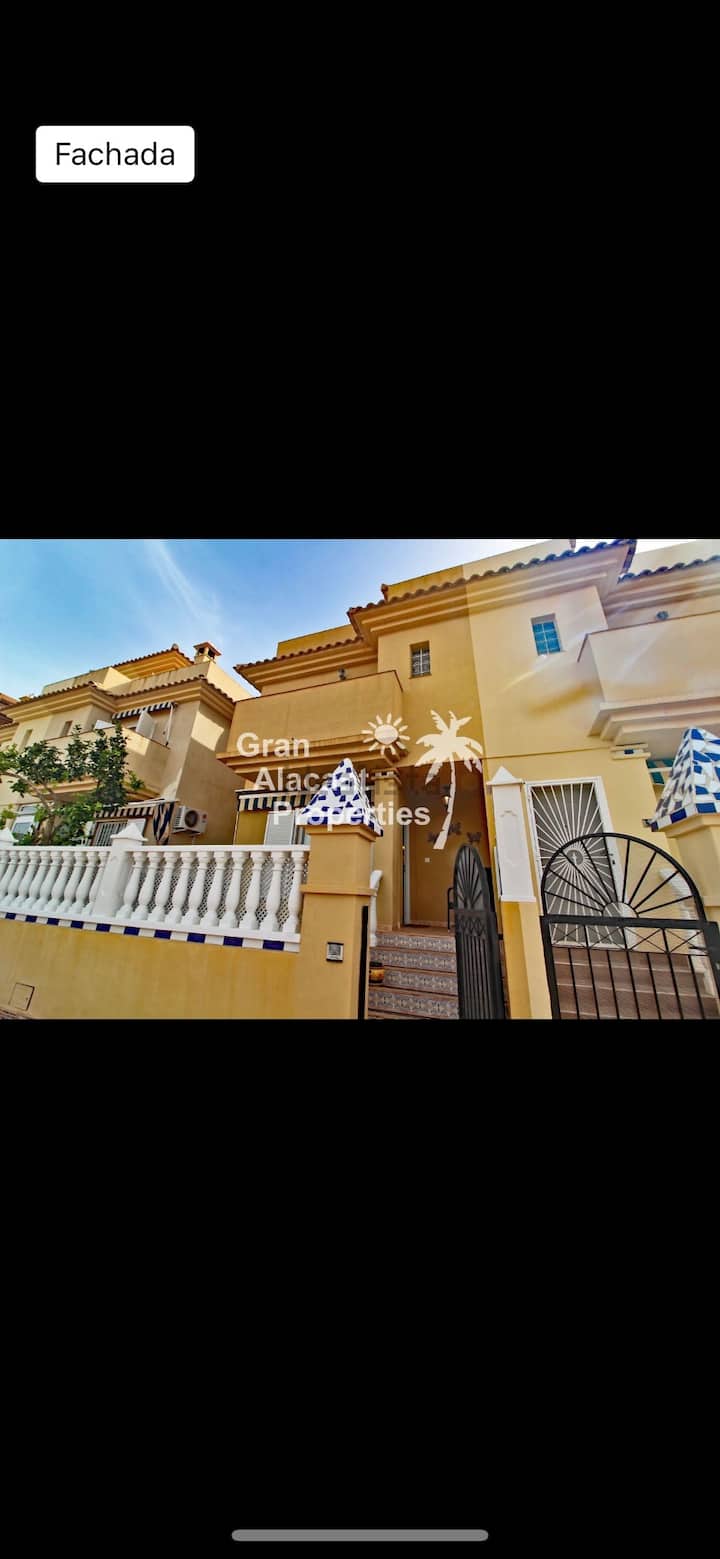 Maison Spacieuse Avec Solarium - Santa Pola