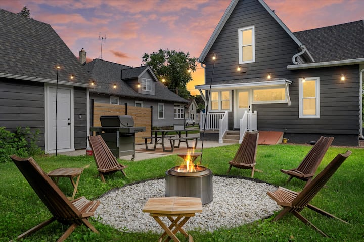 Relaxed Retreat W/ Fire Pit Near Wedding Venues - Oconomowoc, WI