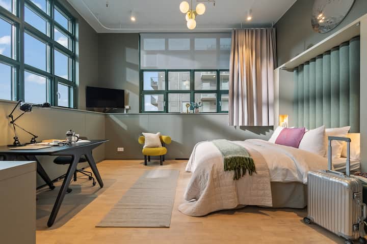 40 Sqm Corner Studio With Large Windows - Stockholm