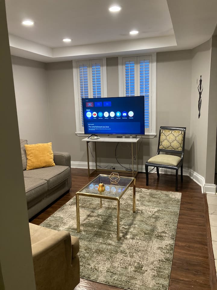 2 Bedroom, W/d, Storage Rm, Near Metro Station - Baltimore, MD
