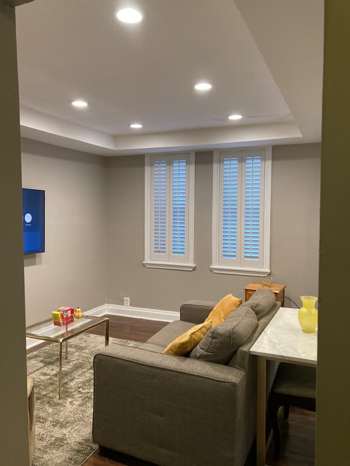 2 Bedroom, Near Metro Station, Botanic Garden, Zoo - Baltimore, MD
