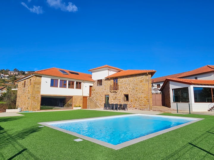 Casa Victória T7 - Fafe