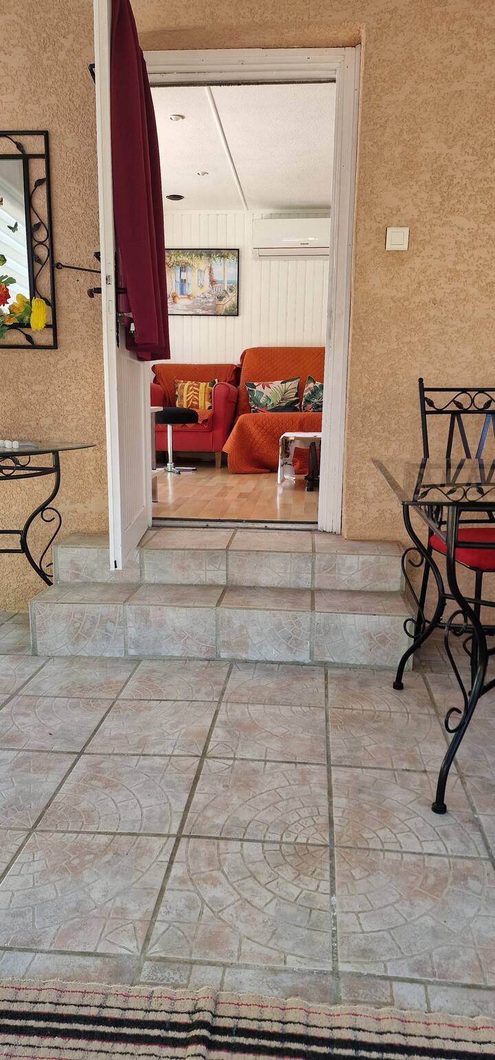 Petit Paradis En Partage - La Motte