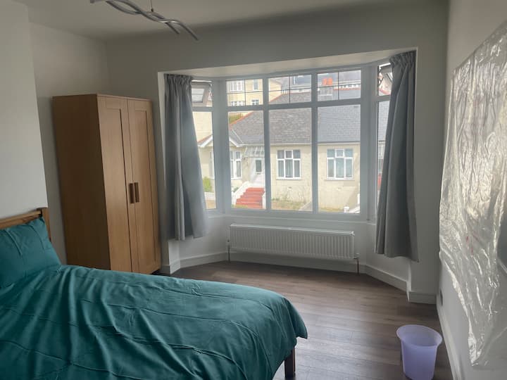 Double Room 2 In Modernised House - Plymouth