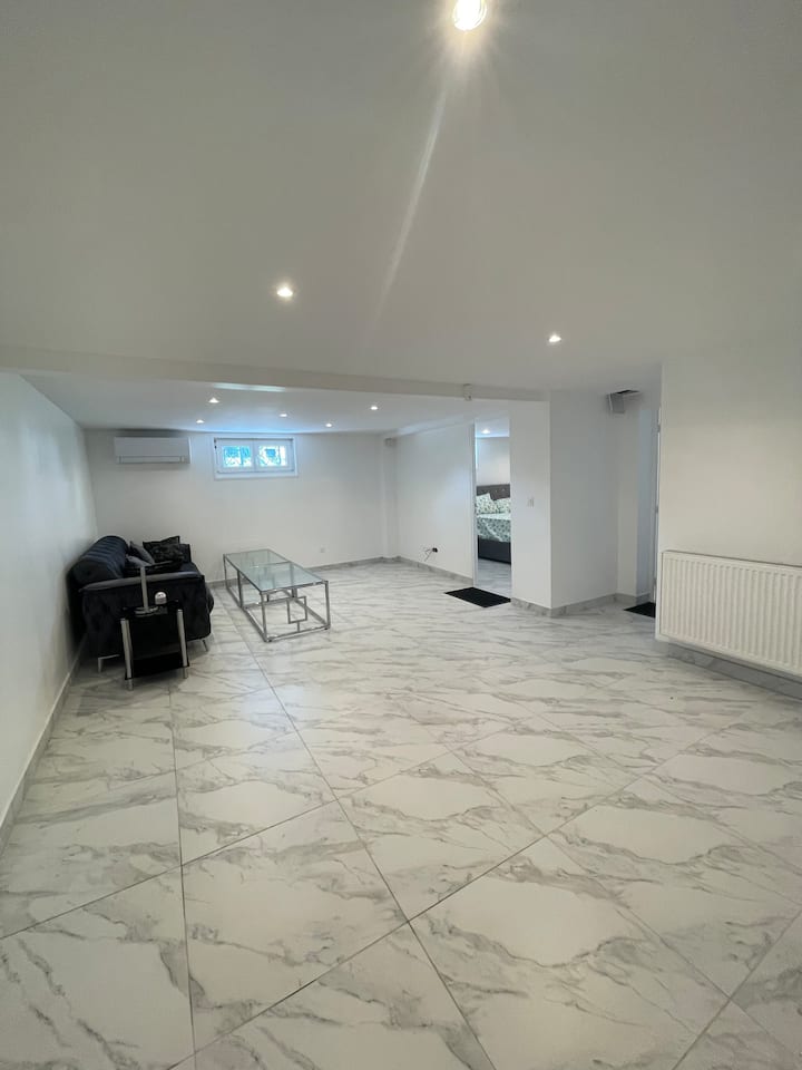 A Very Peaceful Location - Plailly