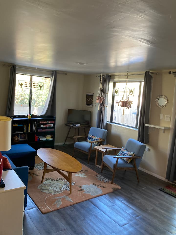 Simple Comfortable Santa Fe Stay - Santa Fe