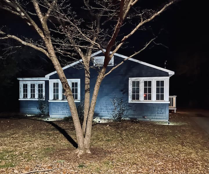 Midtown Bungalow - Jackson, TN