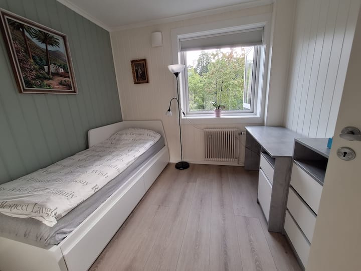 Koselig Soverom Passer Til To Gjester. - Oslo