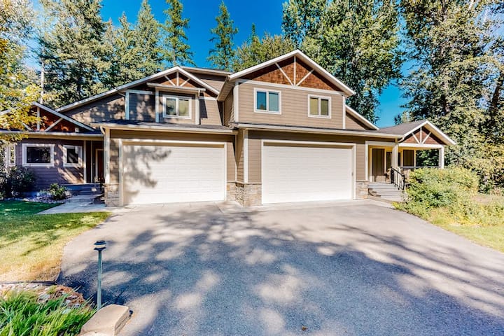 3br Townhouse Near River With Fireplace - Columbia Falls, MT