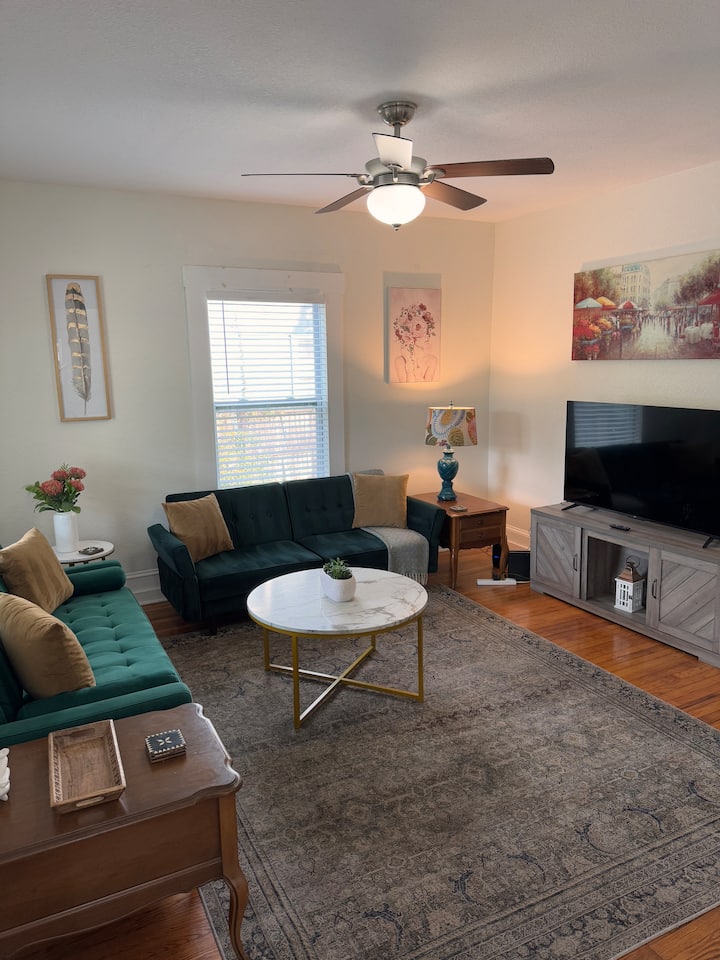 The Teal Magnolia 4/2 Dt Sanford - Sanford, FL