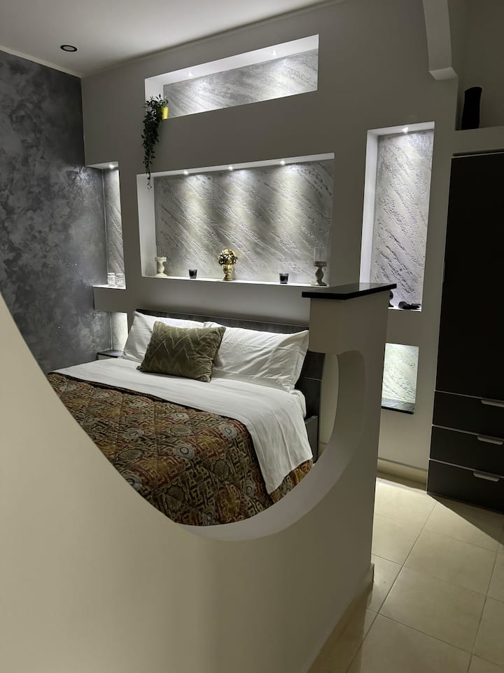 Il Cortiletto 28 Room & House13 - Syracuse