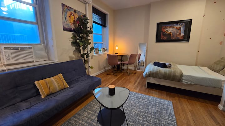 Studio Near Empire State Buildng - New York City