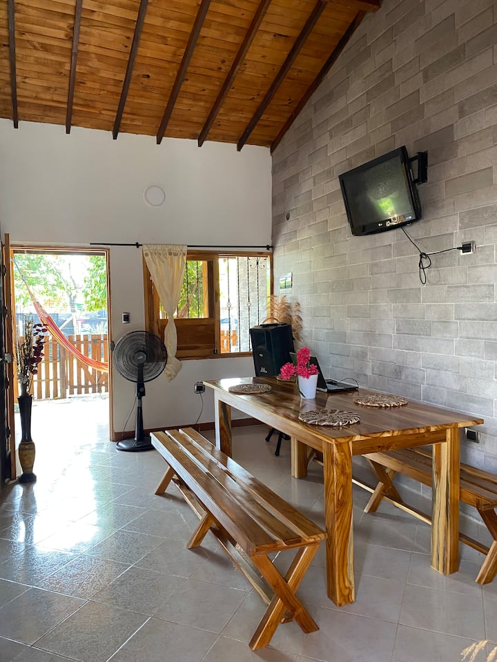 Cómoda Casa En Arboletes A 10 Minutos De La Playa. - Arboletes