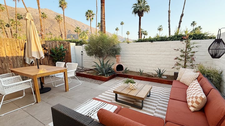 Private Oasis W/ Mountain Views & Amazing Location - Palm Springs, CA