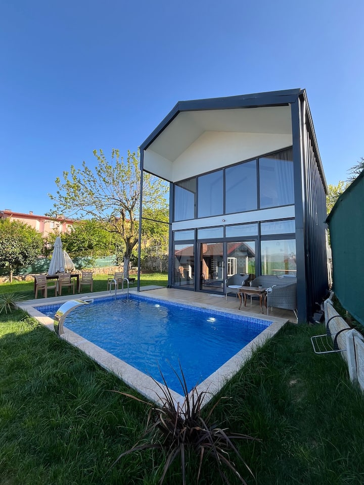 ŞAna Bungalow | ÖZel Isıtmalı Havuz & Sakin Doğa - Kartepe