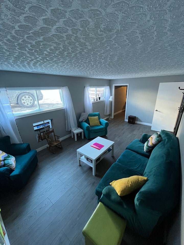 Bright Basement Suite - Halifax