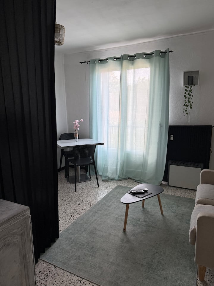Charmant Studio + Parking/prox Iter/cea Cadarache - Gréoux-les-Bains