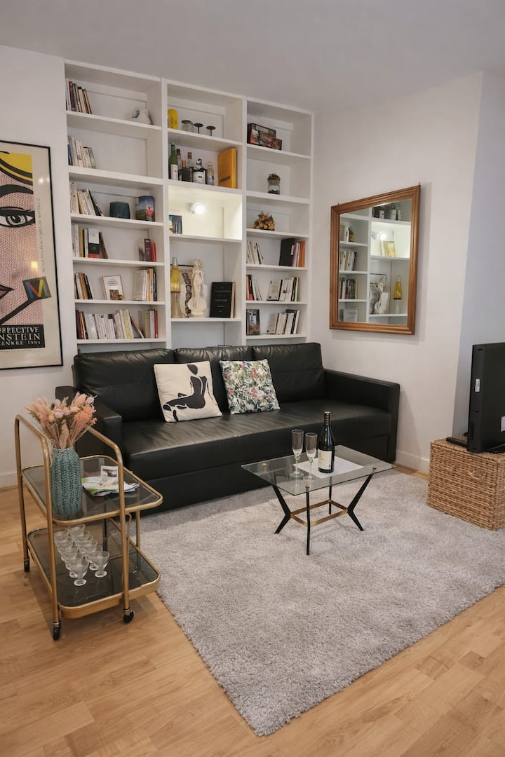 Très Charmant Appartement En Plein Centre De Paris - Paris