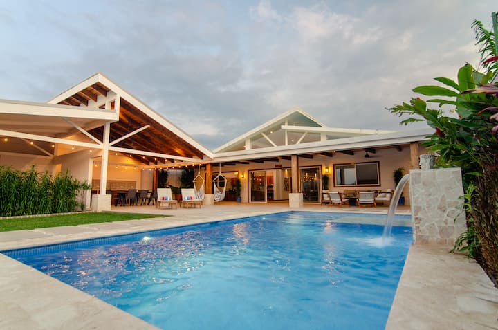 Stunning, New Villa Tranquila! - La Garita